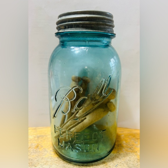 Ball Mason jar | Kitchen | Antique Ball Perfect Mason Blue Jar 9 With ...